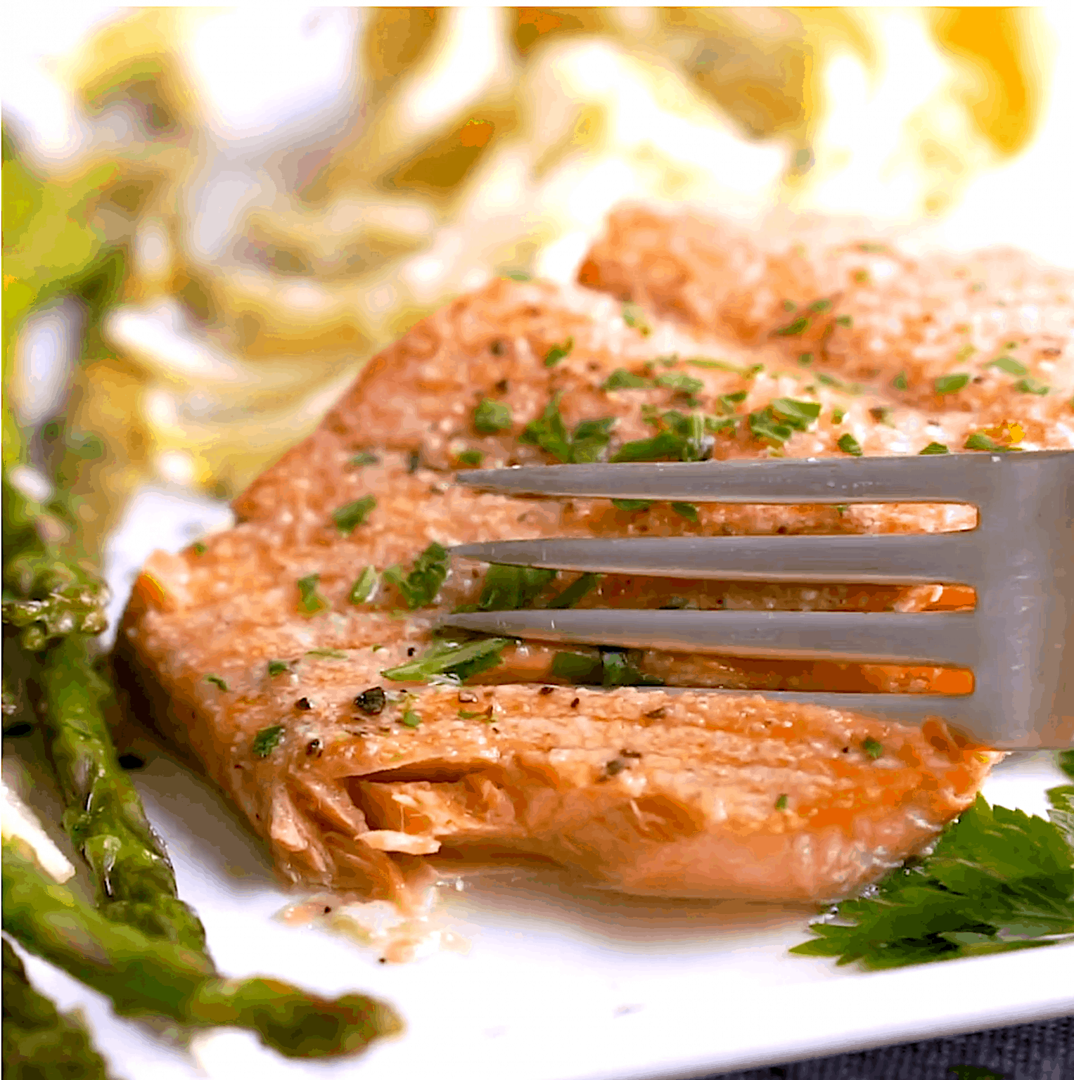 Juicy Broiled Salmon Recipe - The Kitchen Girl®