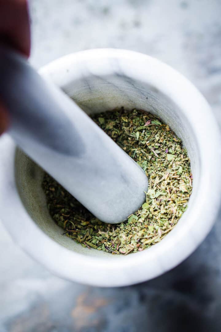 Easy Italian Seasoning Recipe - The Kitchen Girl
