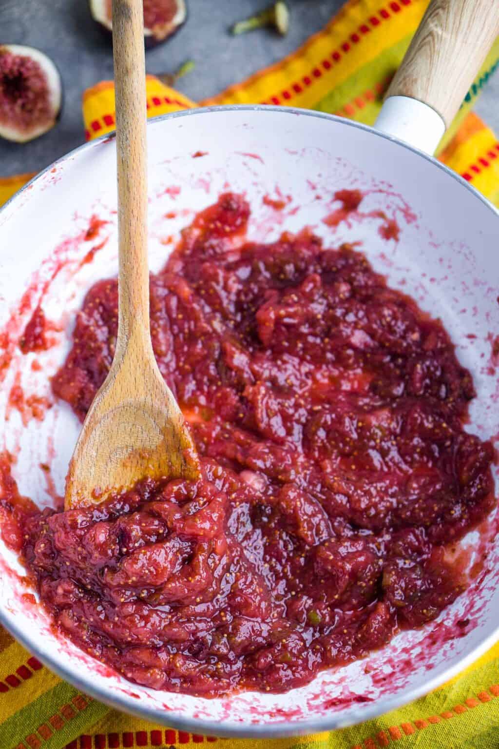 Sweet and Spicy Fig Jam Recipe - The Kitchen Girl