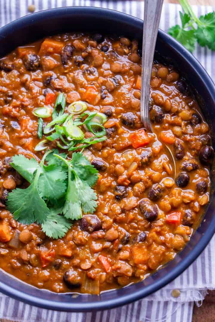 Easy Lentil Chili Recipe - The Kitchen Girl