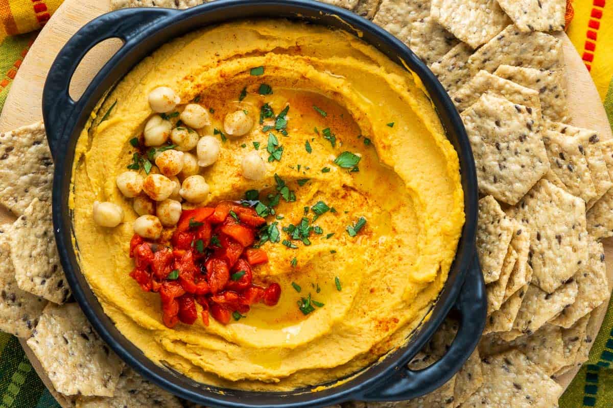 Easy Roasted Red Pepper Hummus - The Kitchen Girl